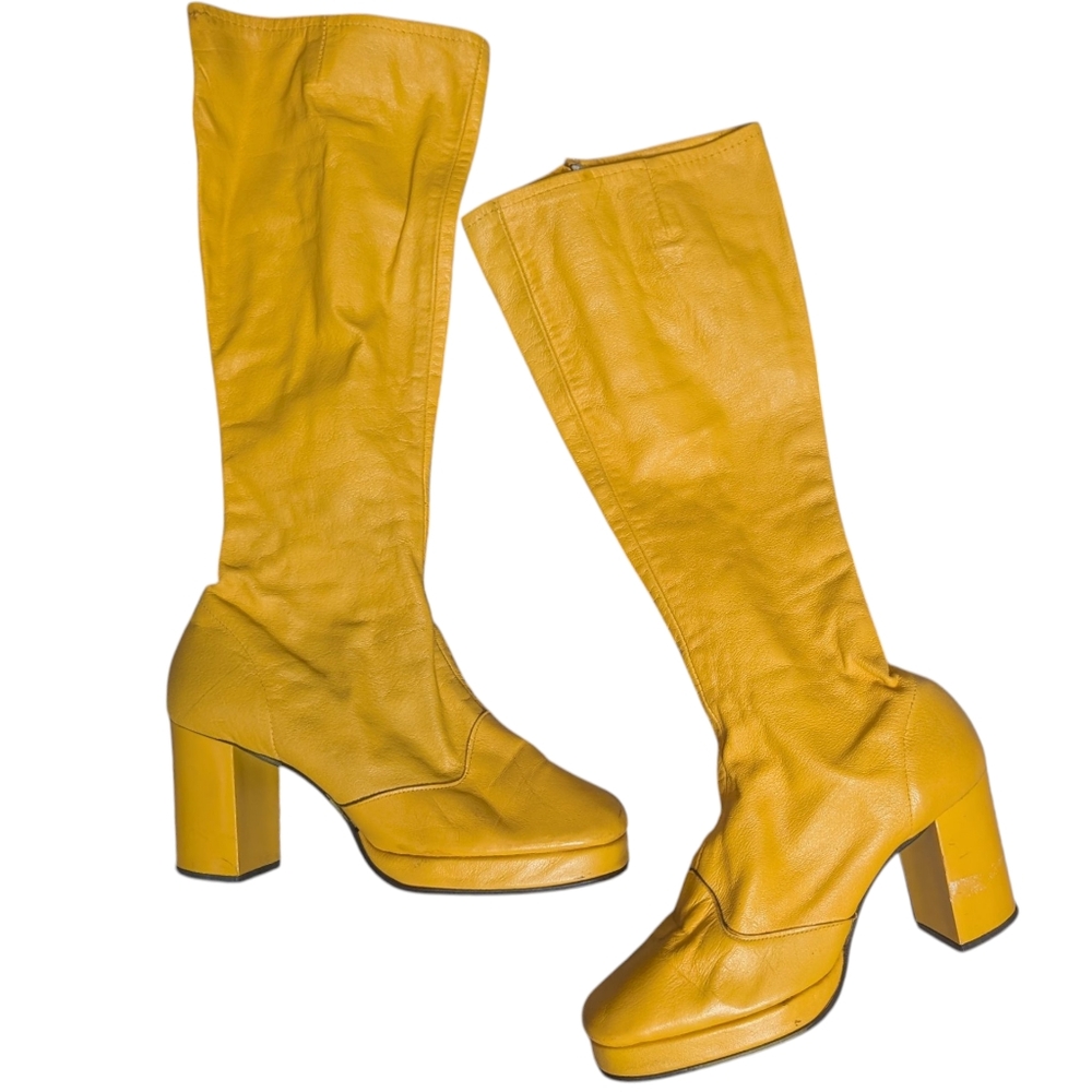 Rare Vintage 1970's Yellow Go Go Boots - Gem
